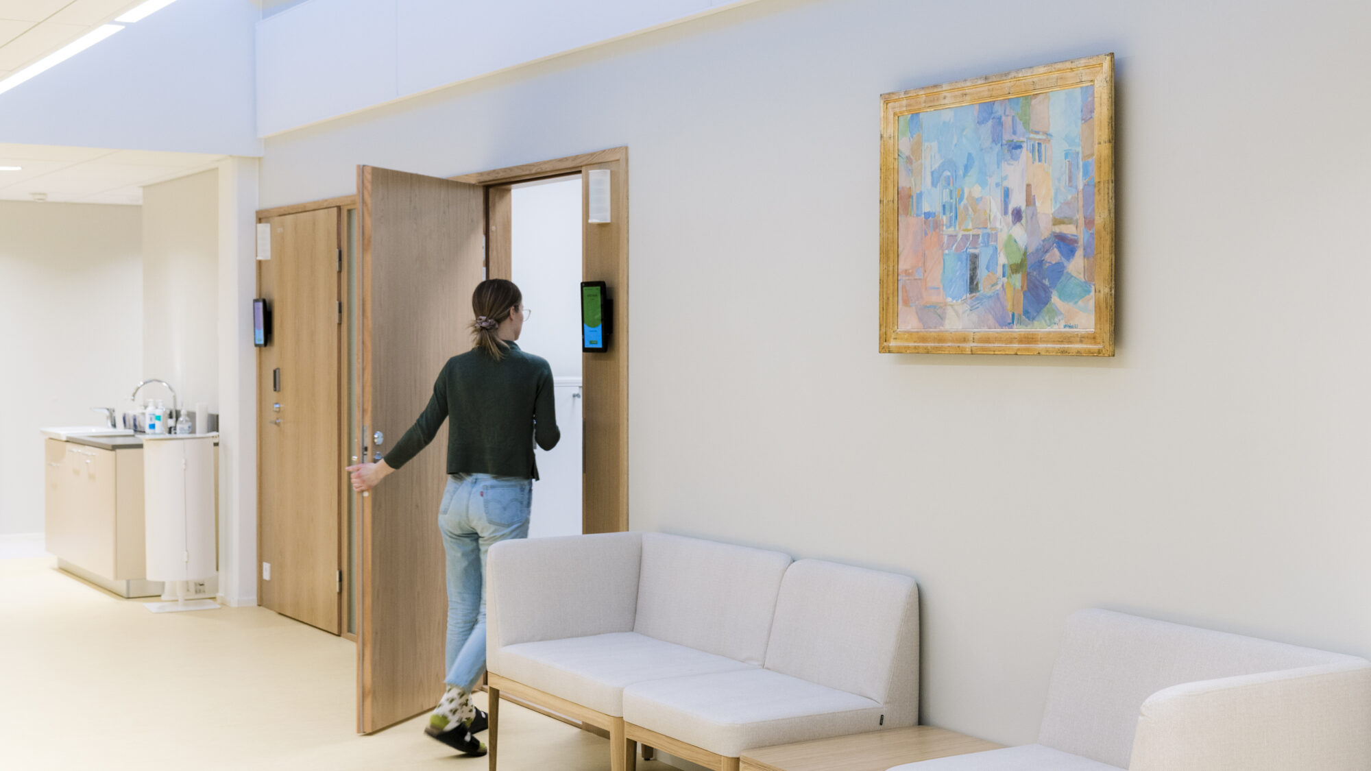 EMMA has curated artworks to Espoo’s new Niittykumpu Family Centre - EMMA